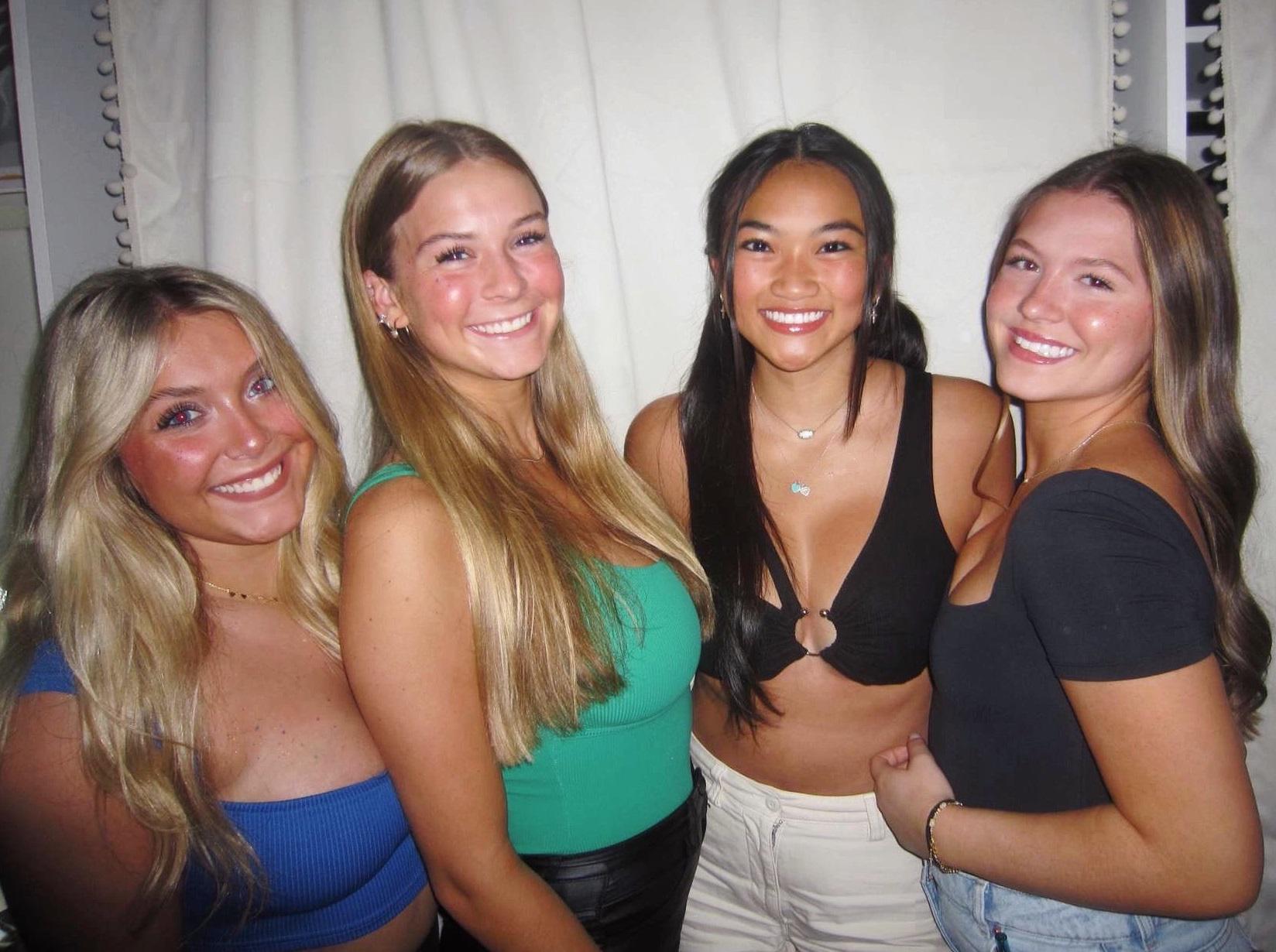 4 College Hotties | Scrolller