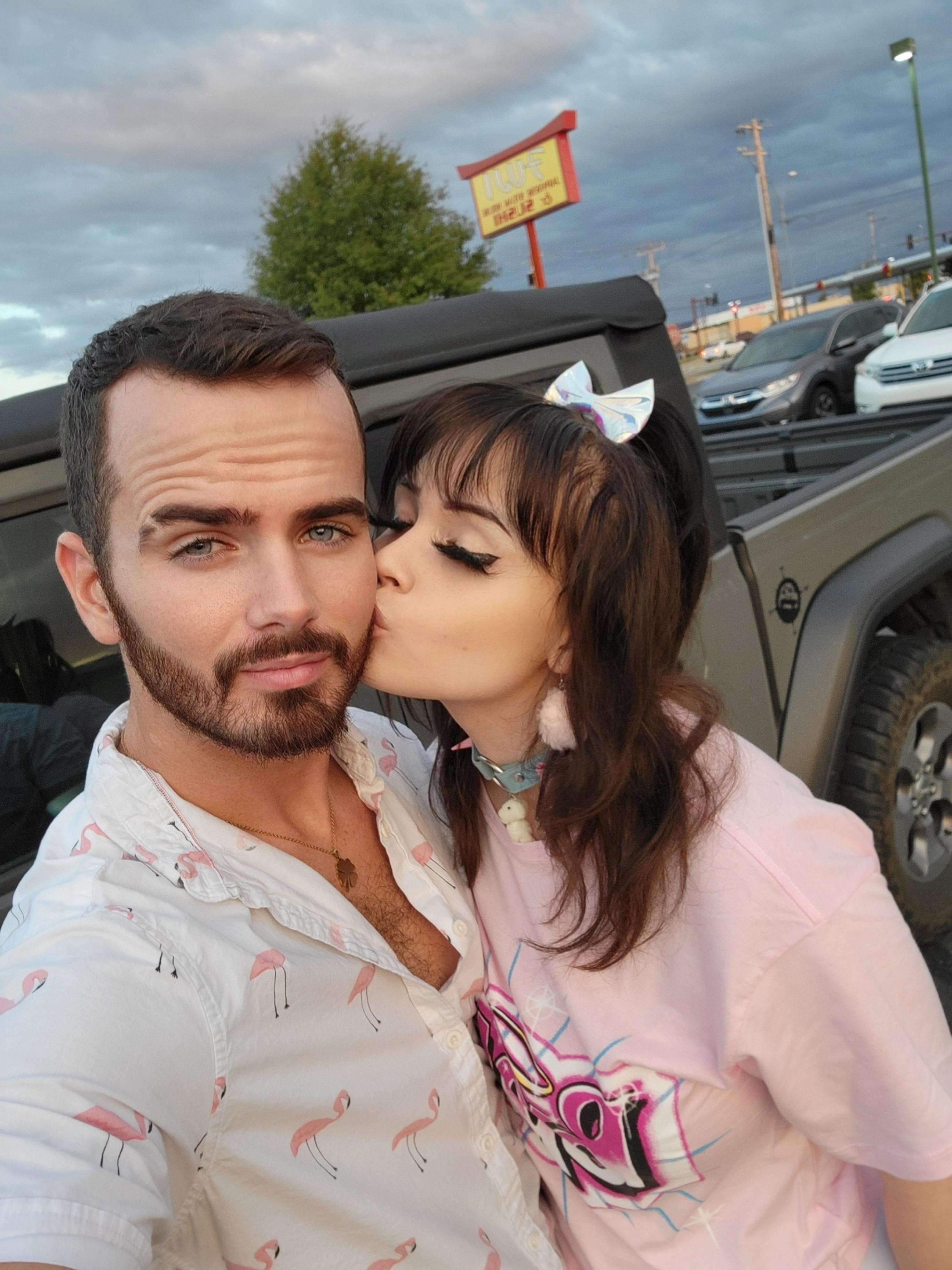 a little bit of an AGE GAP :D lol 2003 and 1990 | Scrolller