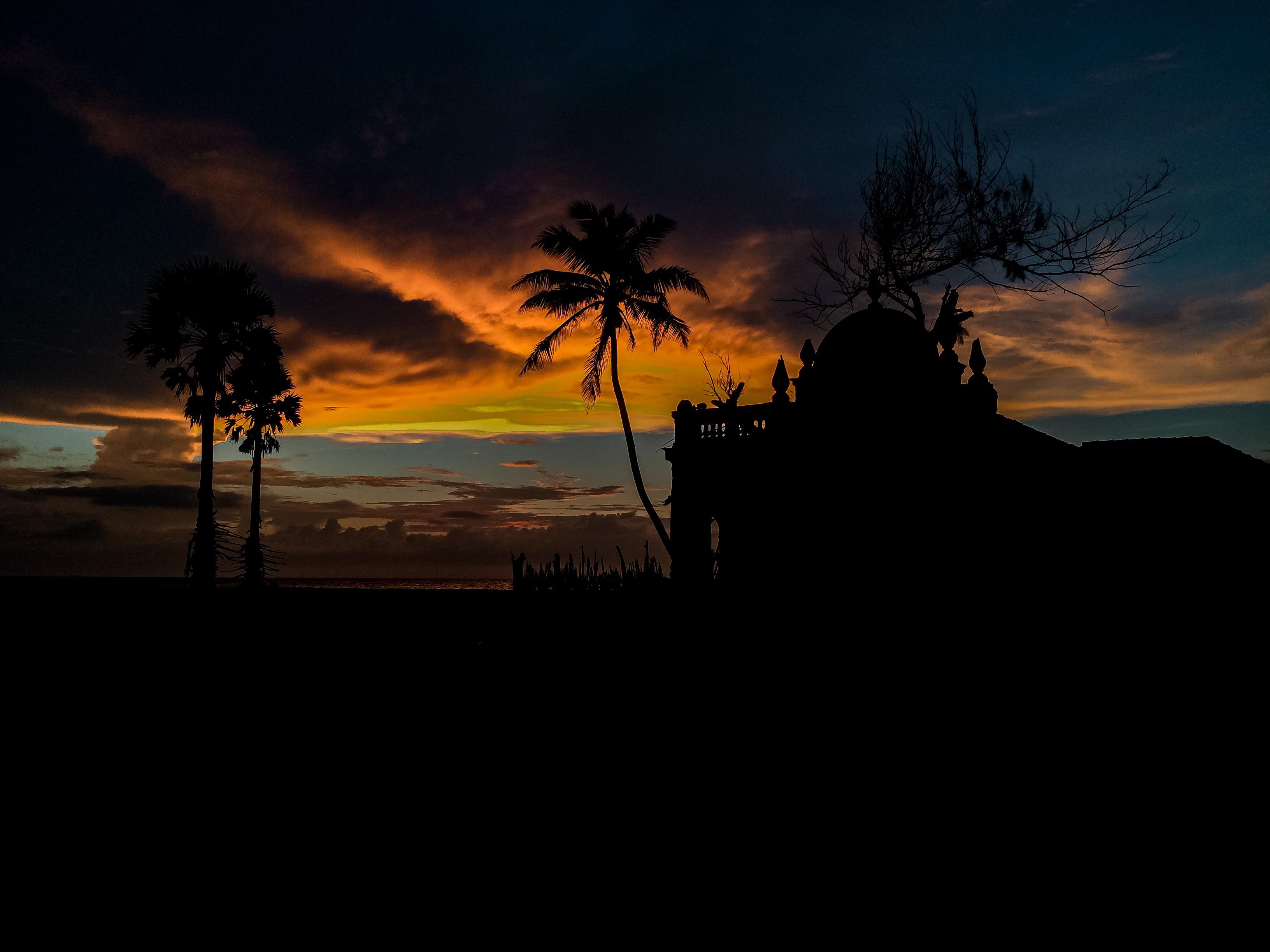 Abandoned mosque | Scrolller
