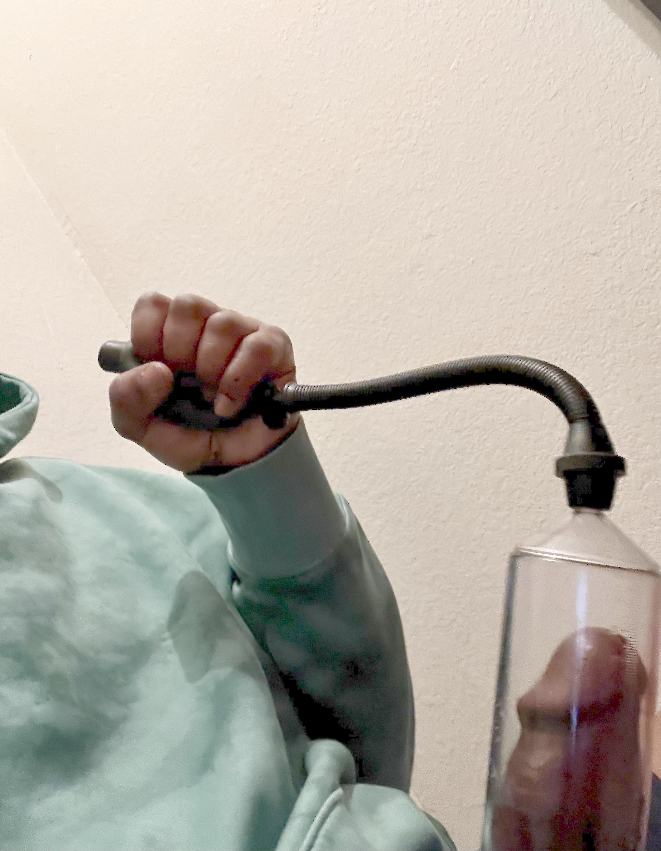 Addicted to the control | Scrolller