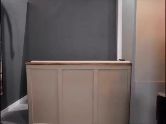 Airport Bareback Daisy Taylor | Scrolller