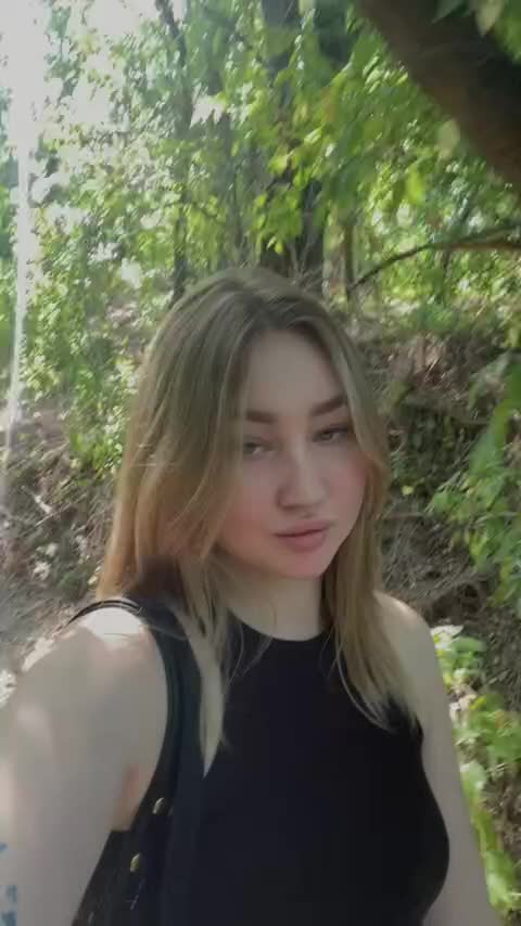 Always taking my titties out | Scrolller