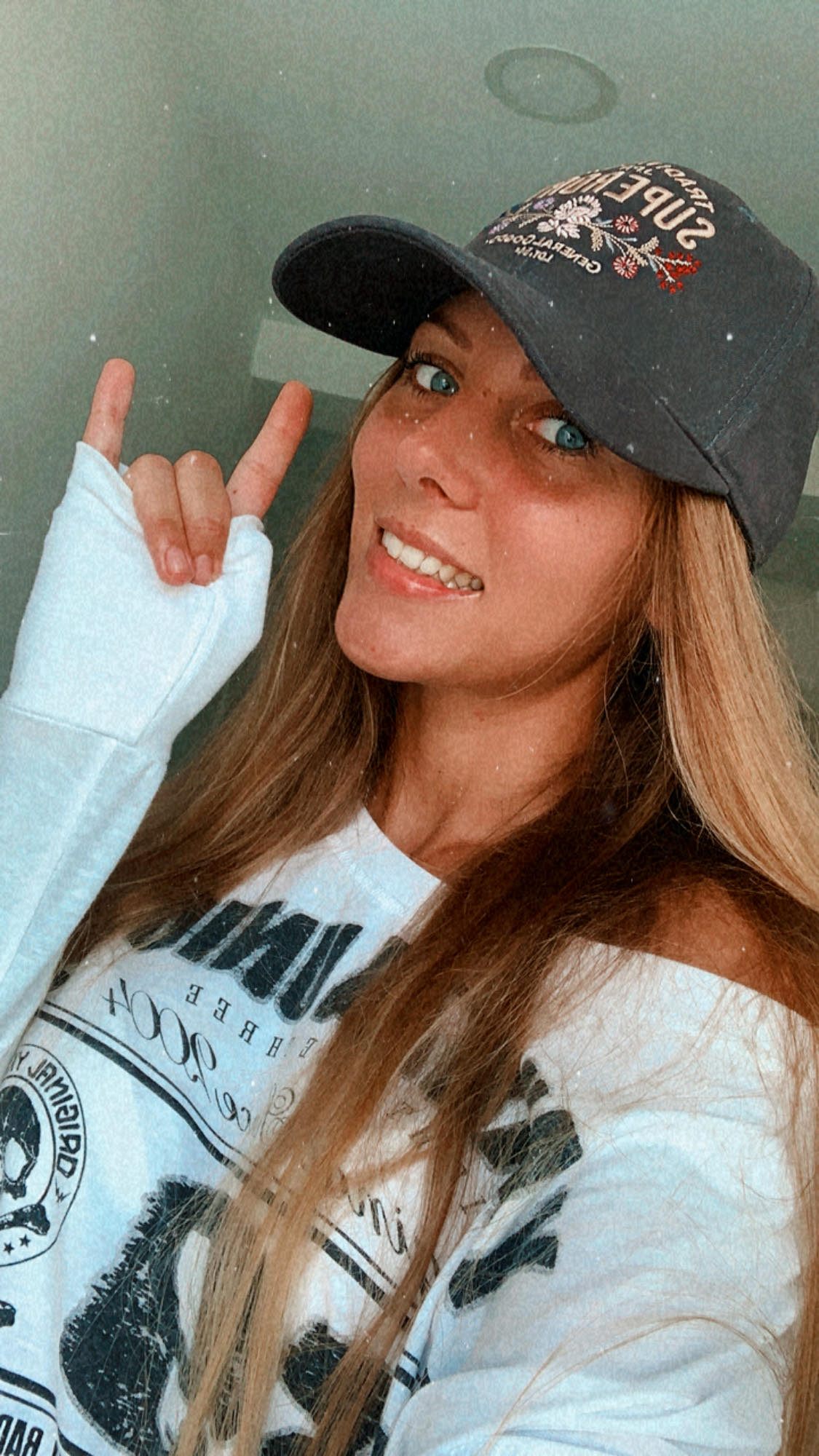 Am I even going to get noticed here? | Scrolller