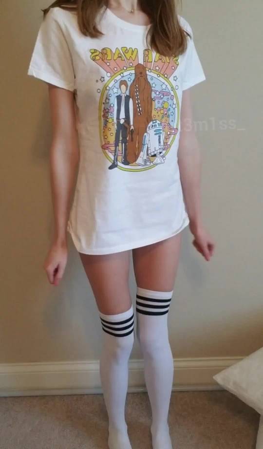 An on/off with a naughty twist | Scrolller