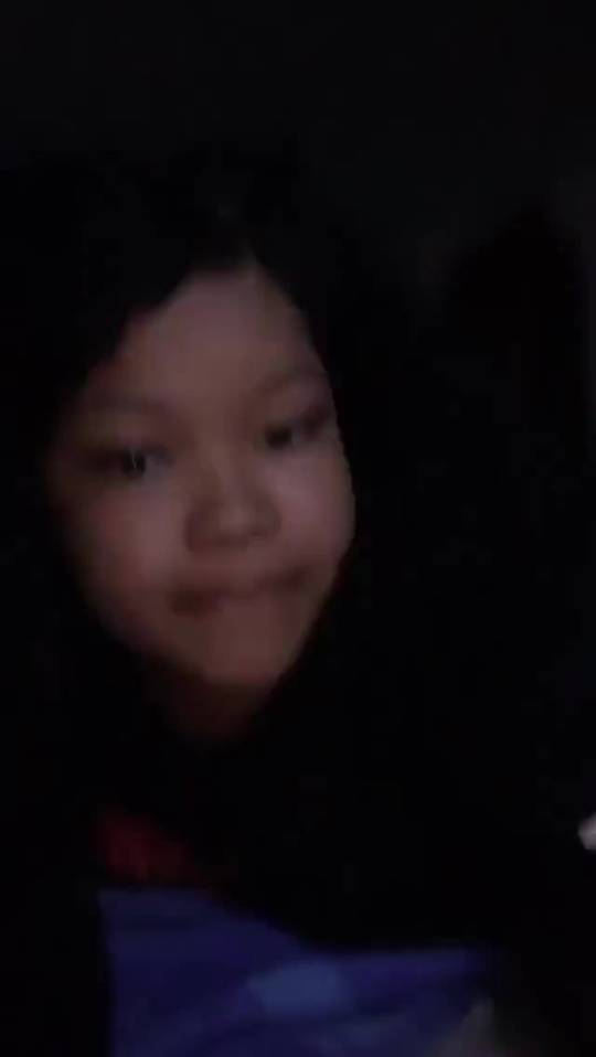 Anie Reis swallows 11 loads | Scrolller