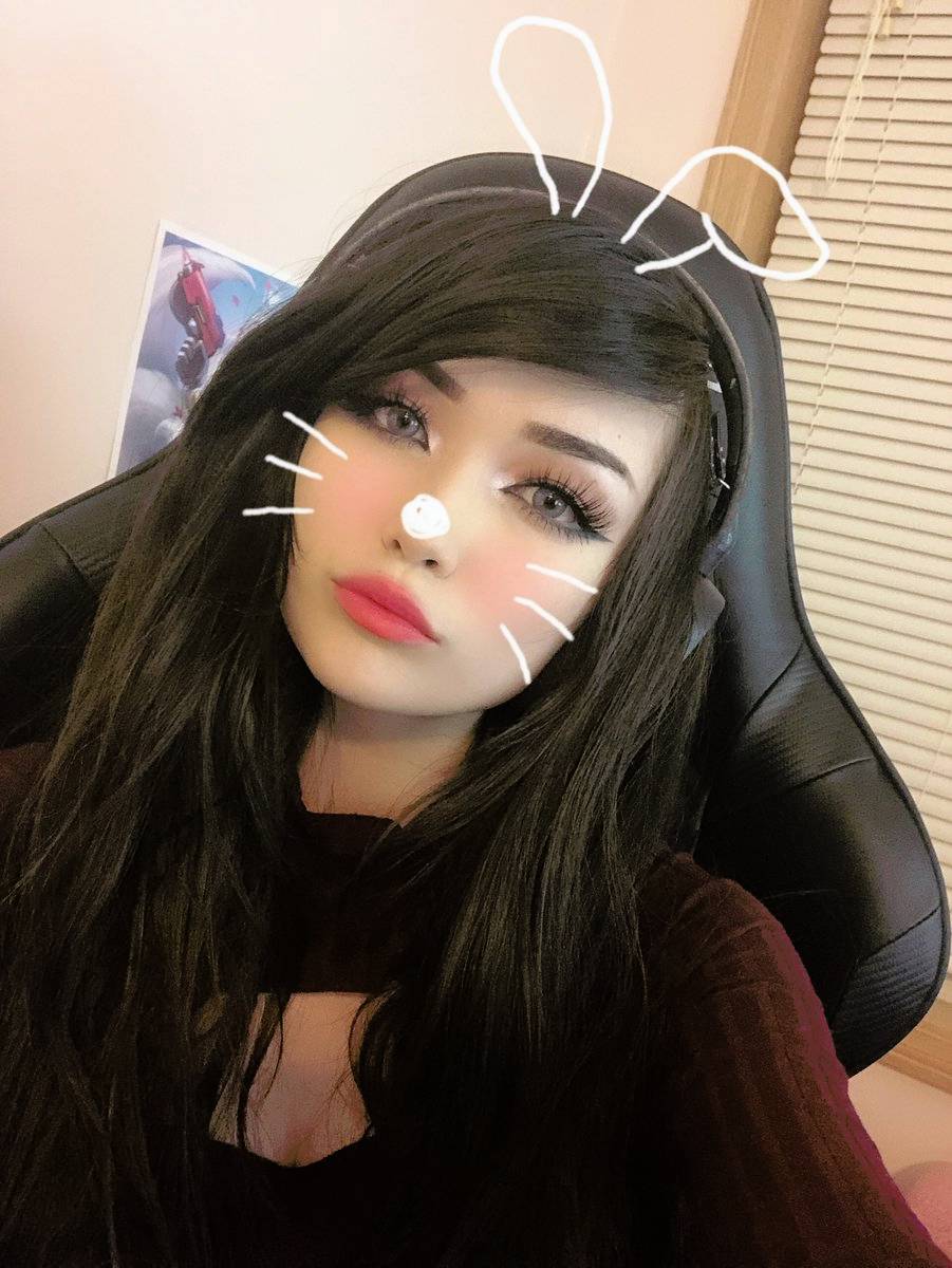 Anyone know of somewhere to watch some tribs of Emi? | Scrolller