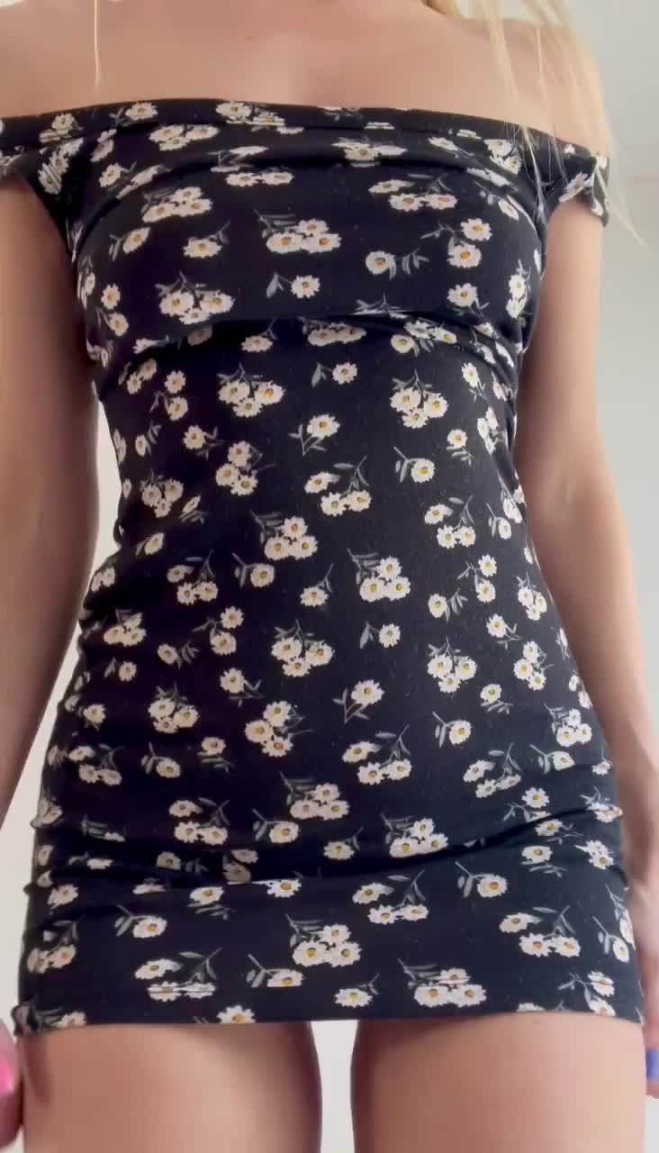 Are you gonna pull out? | Scrolller