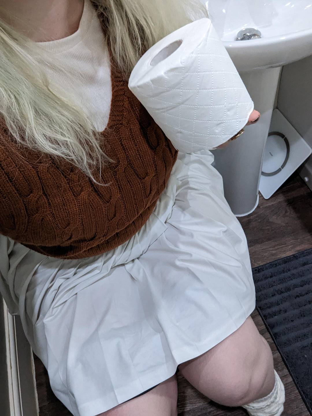 Are you peeping on me again? 👅 | Scrolller