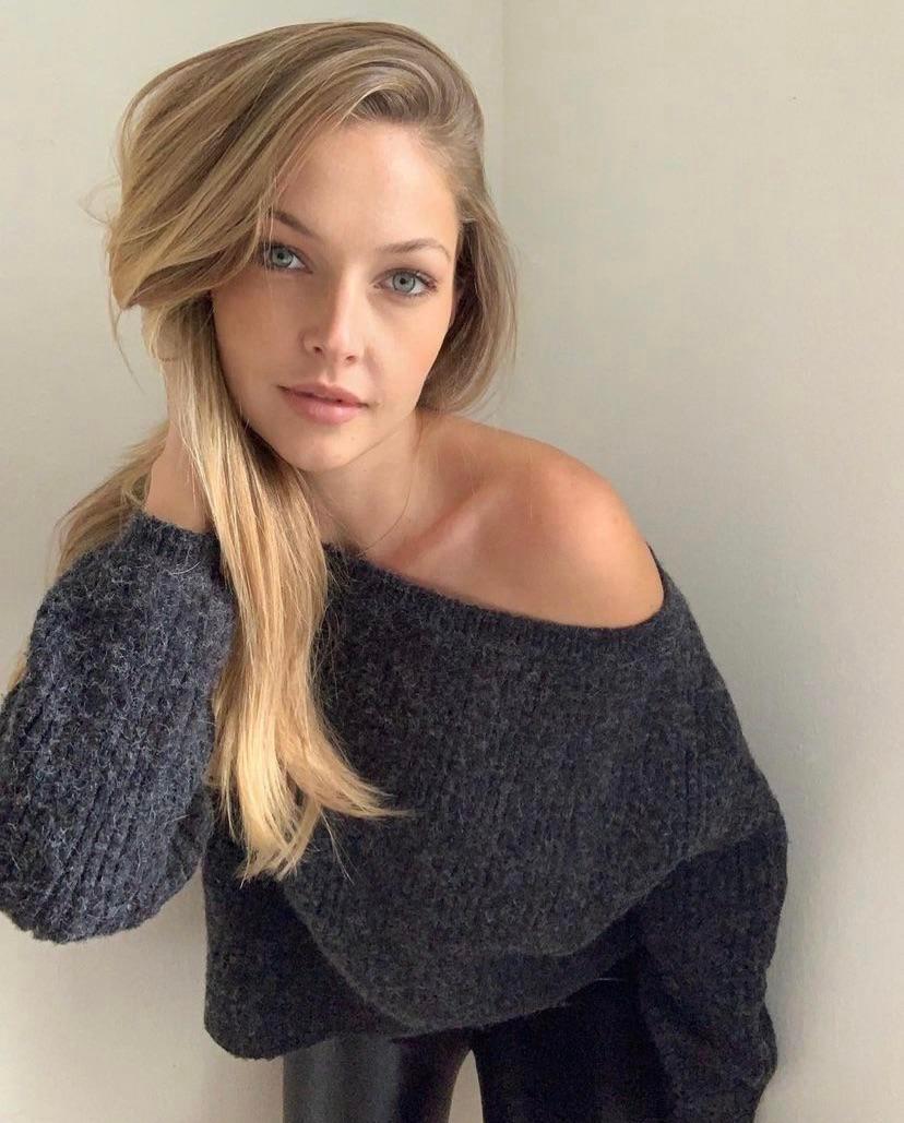 Ashley Smouter | Scrolller