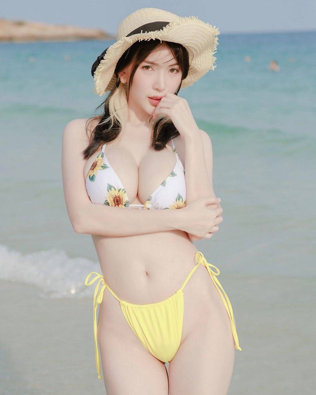 Asian sweetie | Scrolller