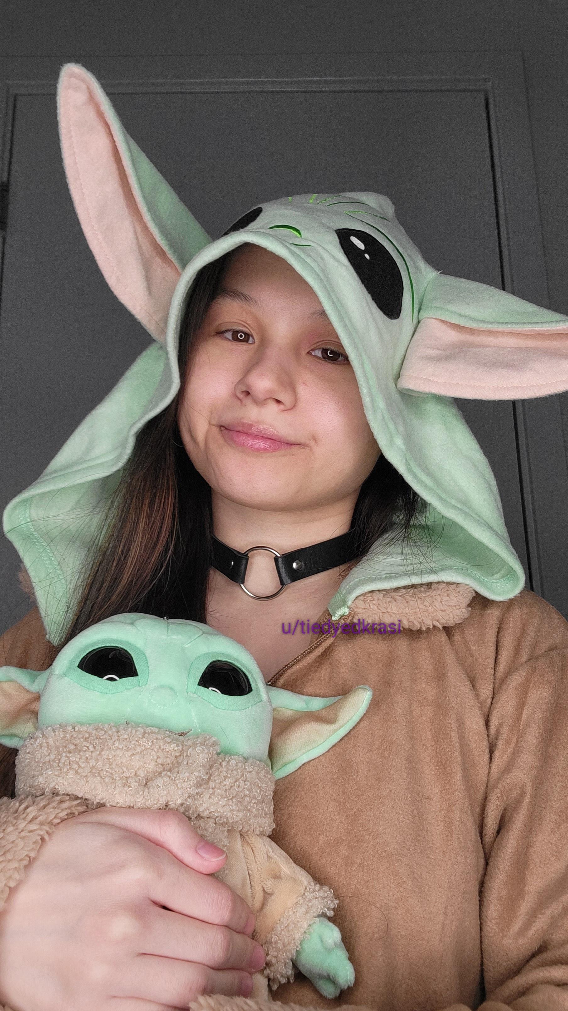 baby Yoda by u/tiedyedkrasi | Scrolller