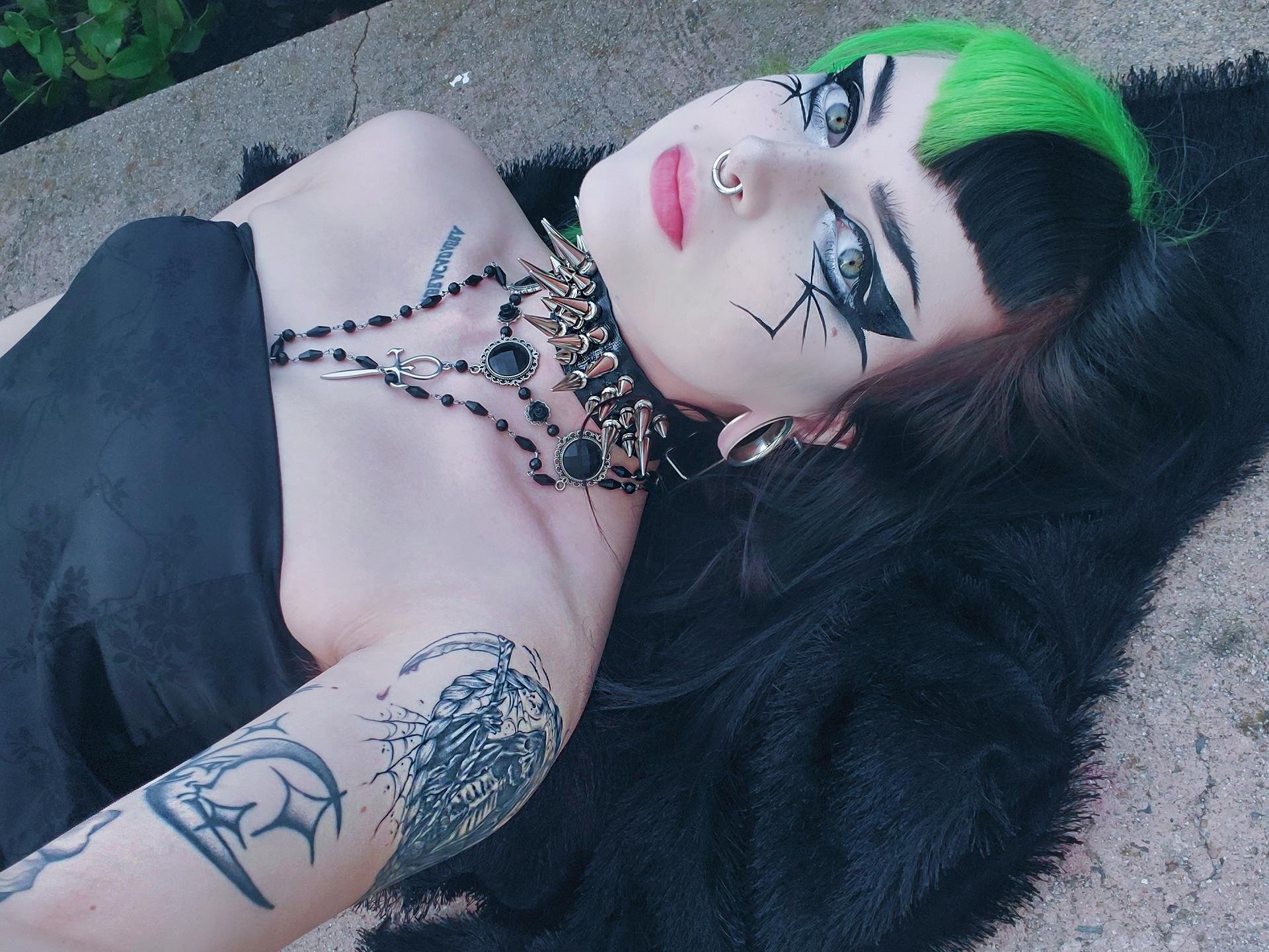 bathing in the overcast | Scrolller