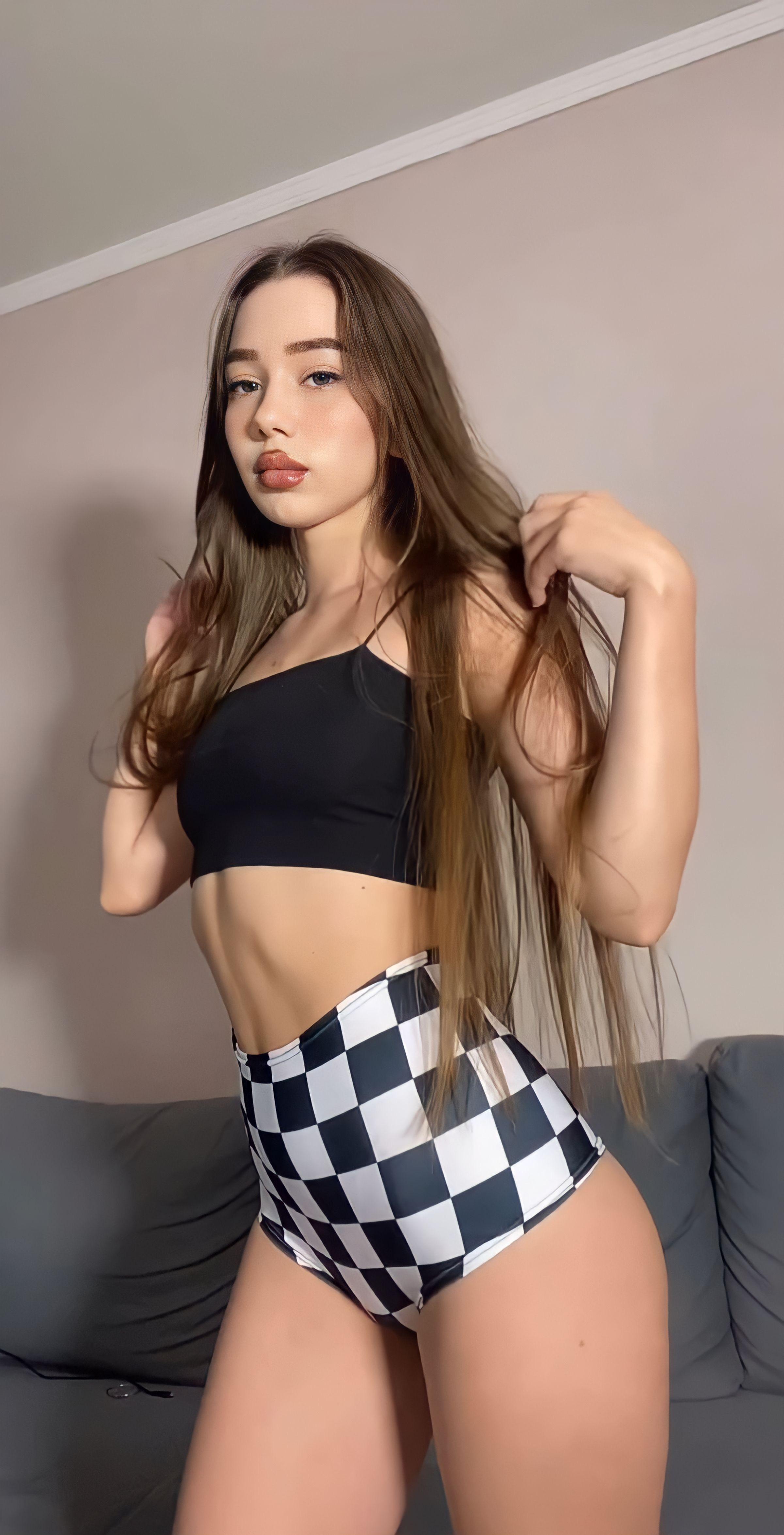 Bbynestle | Scrolller