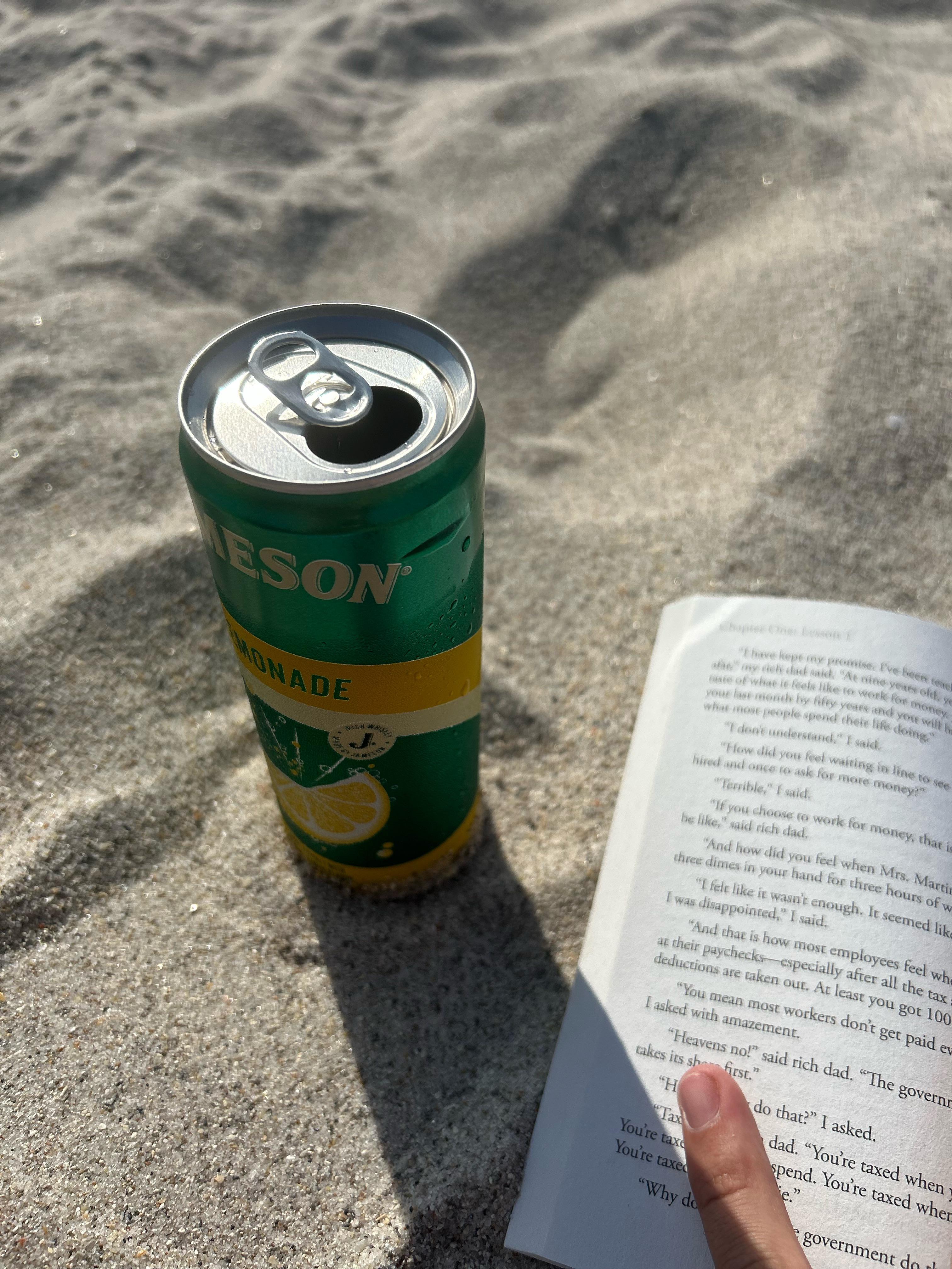 beautiful day out here ! come say hi | Scrolller