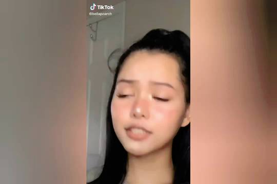 Bella gets it all out | Scrolller