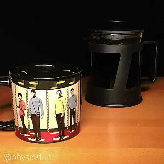Best use of thermochromics in mugs Ive ever seen | Scrolller