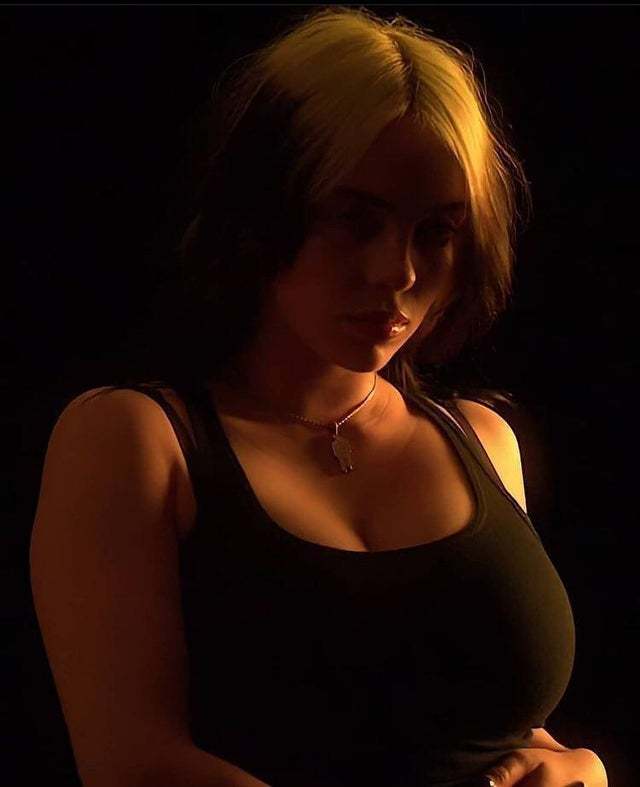 Big ol titties | Scrolller