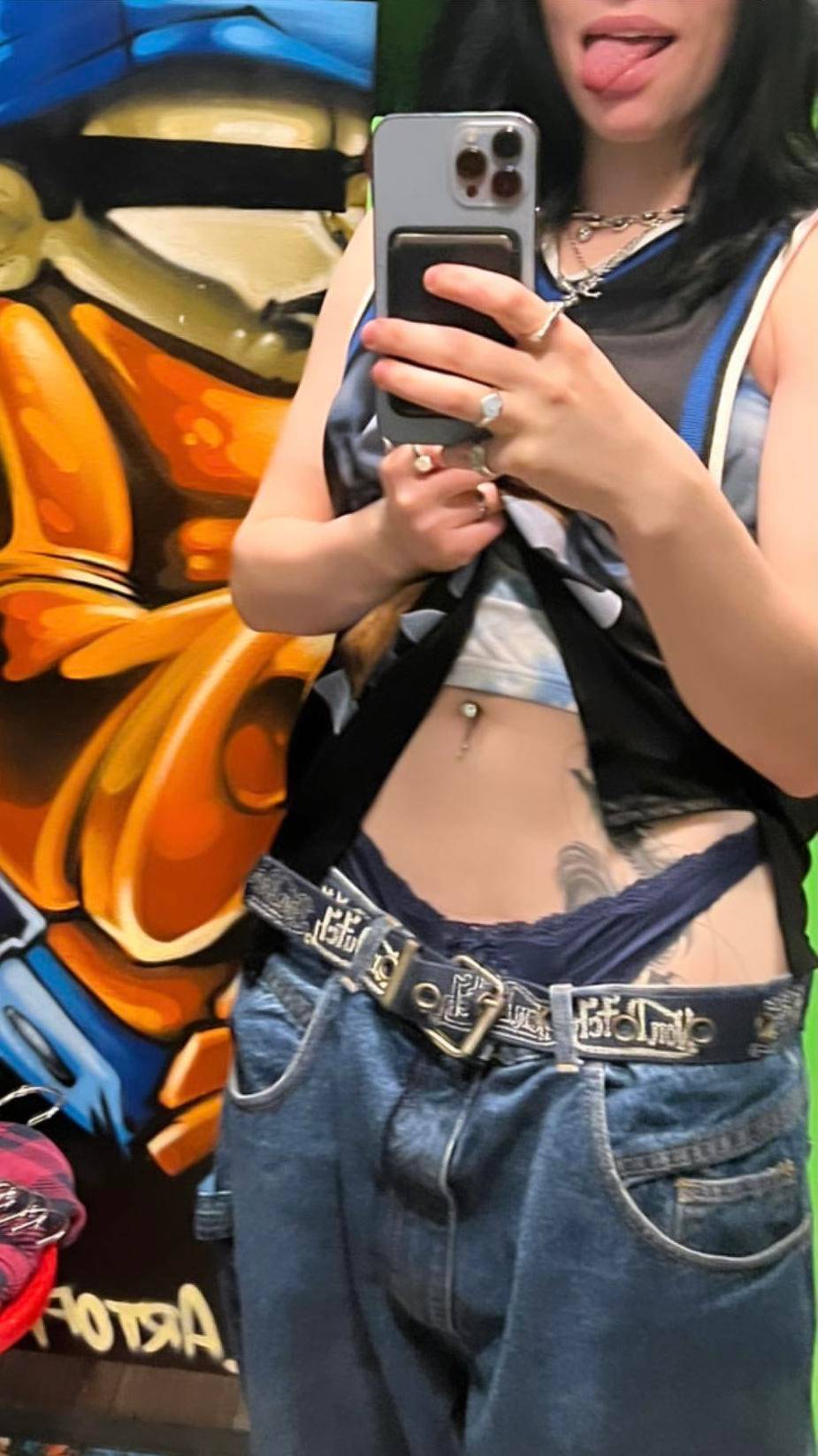 Billie Eilish Scrolller 0751