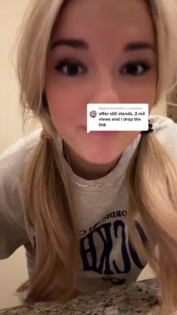 Breckie Hill - 2 mil views and she will drop the link | Scrolller