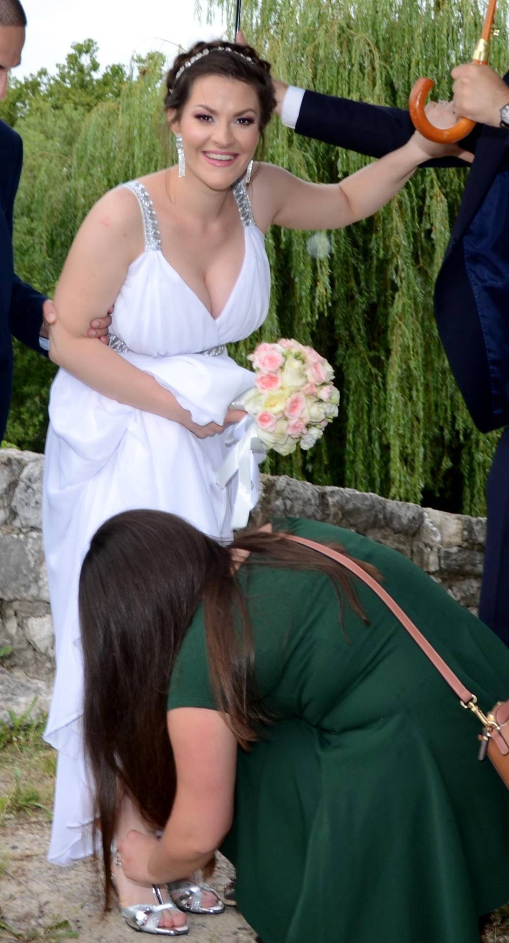 Busty bride | Scrolller