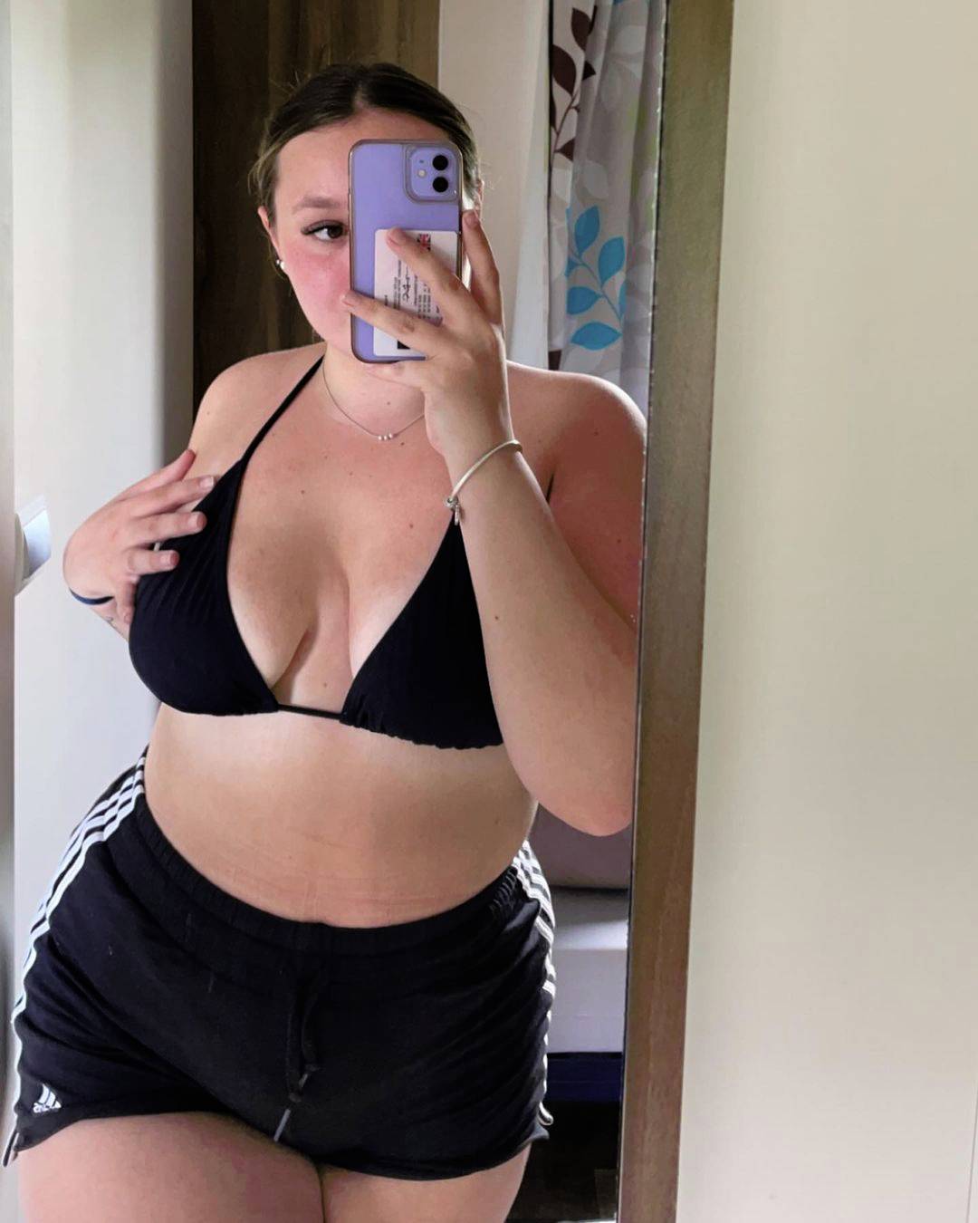 Busty Chav on vacation | Scrolller