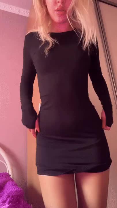 Bye dress, hi sweet body | Scrolller