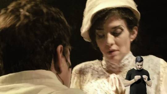 Camila Mota gets licked in the theater play Anjo de Pedra - Odisséia Cacilda | Scrolller