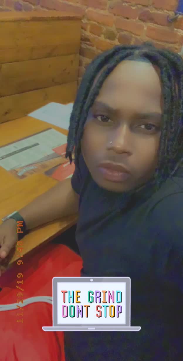 Can I be your midnight snack? 🍭 | Scrolller