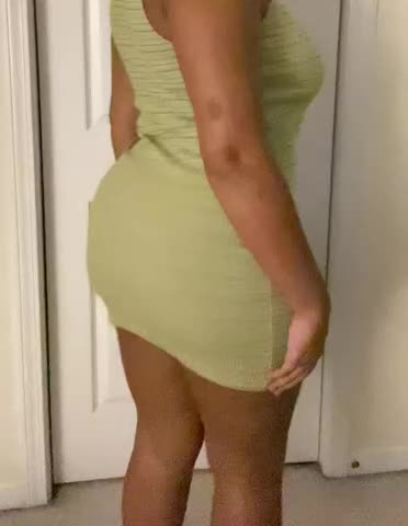 Can I sit on your lap? | Scrolller