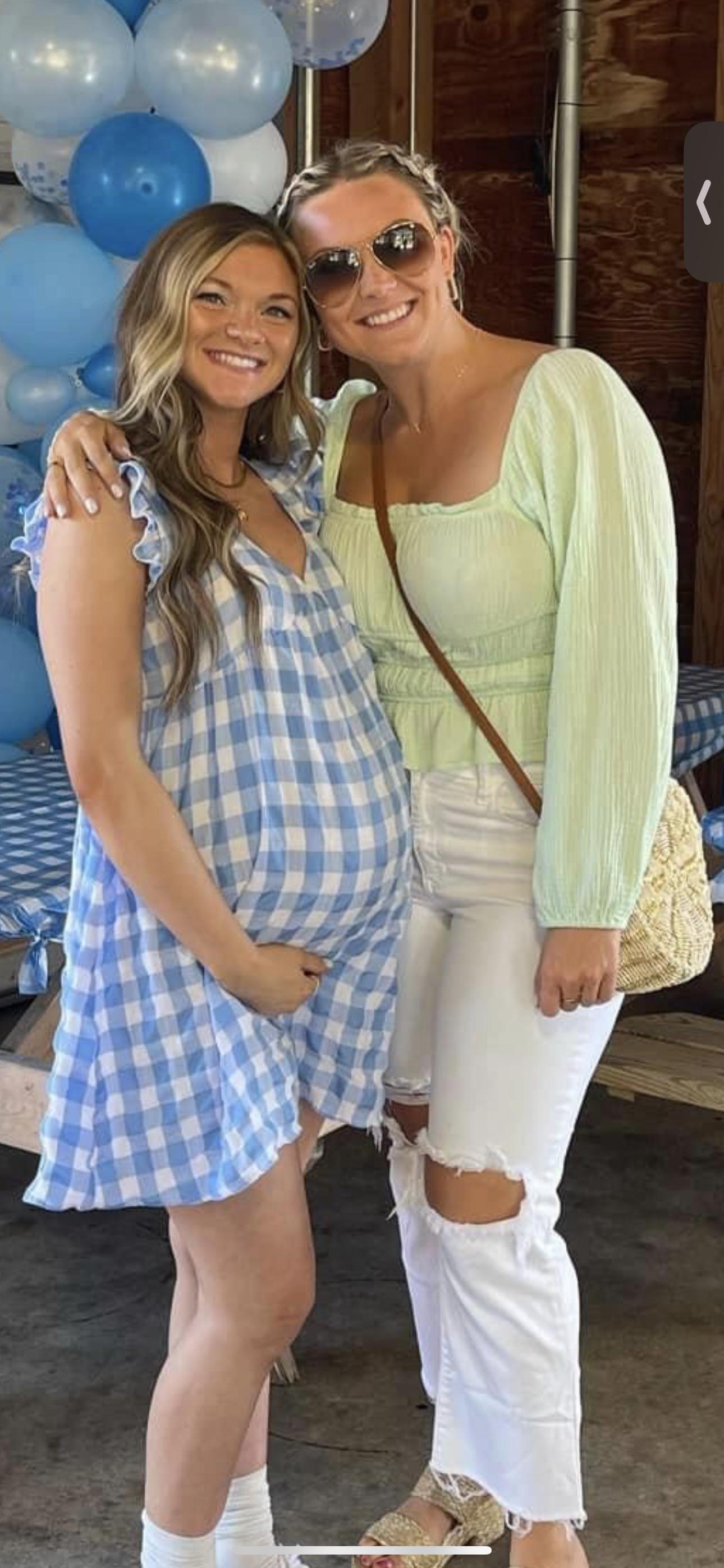 Can’t compete with her big sis | Scrolller