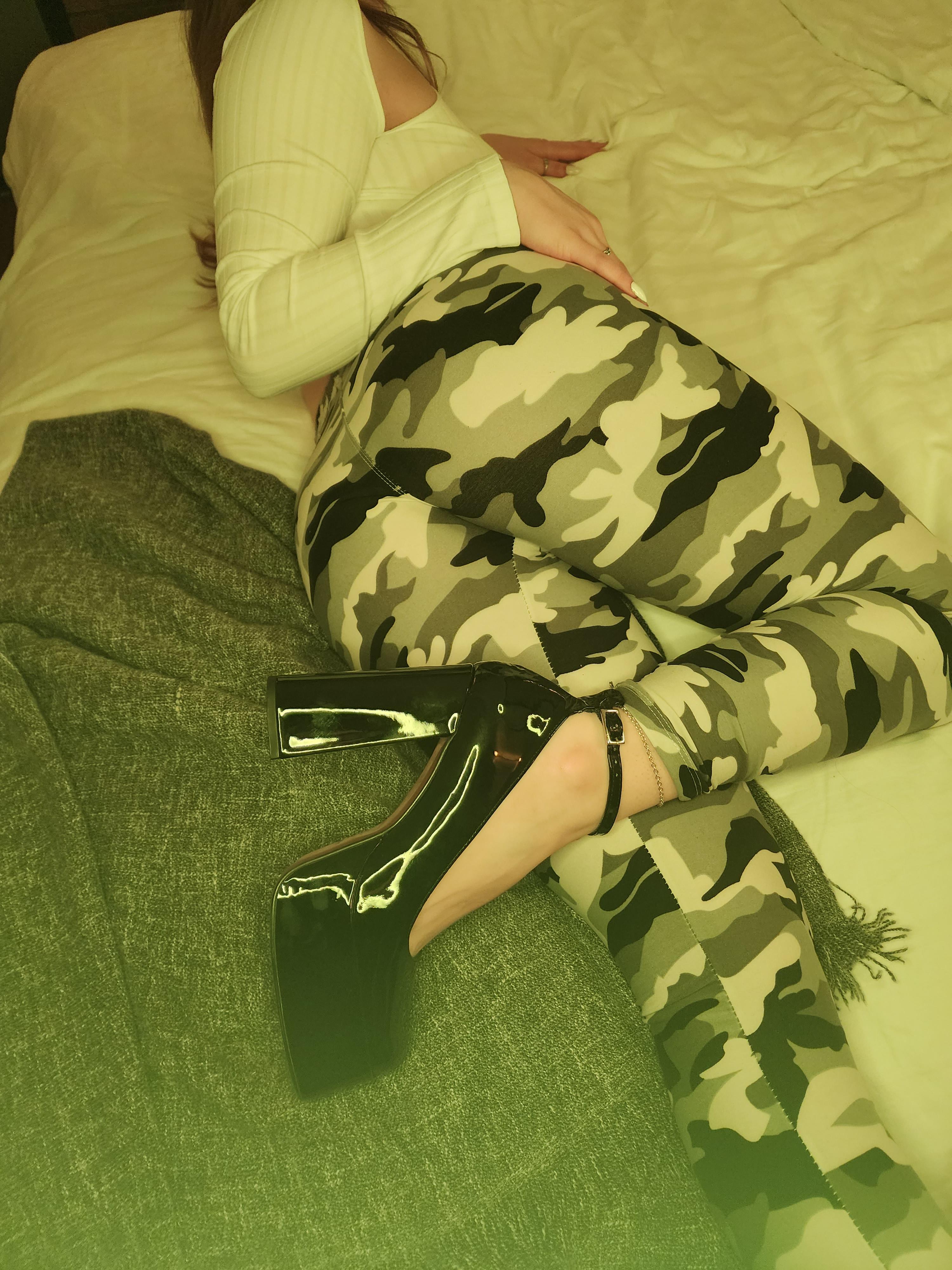 Can You See My Legs Scrolller Can You See My Legs Scrolller