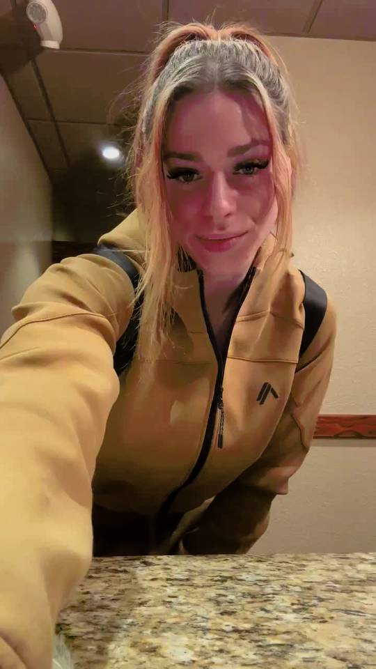 Can't take me out to lunch if I do this | Scrolller