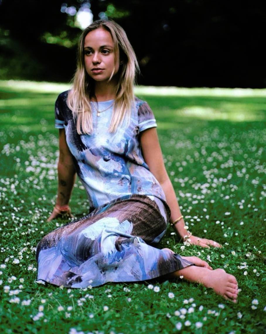 Captivating | Scrolller