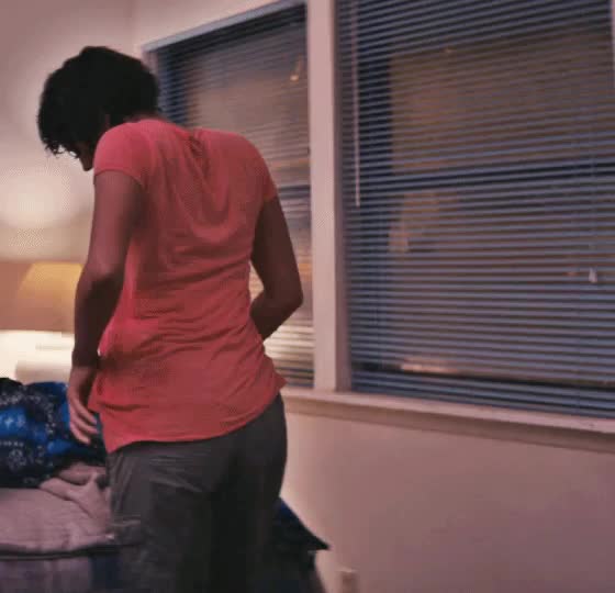 Carmen Ejogo in The Girlfriend Experience [S2E12-2017] | Scrolller