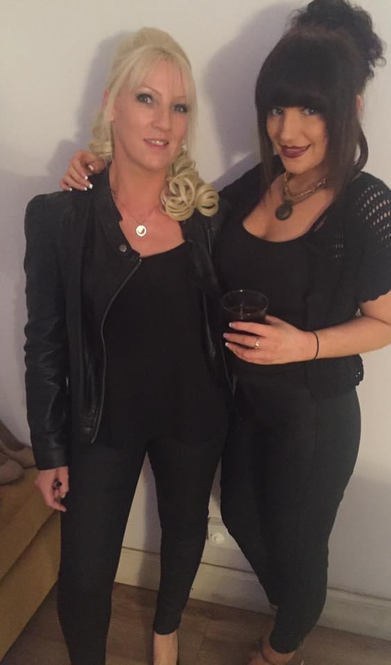 Chav Whores - Mum & Daughter | Scrolller