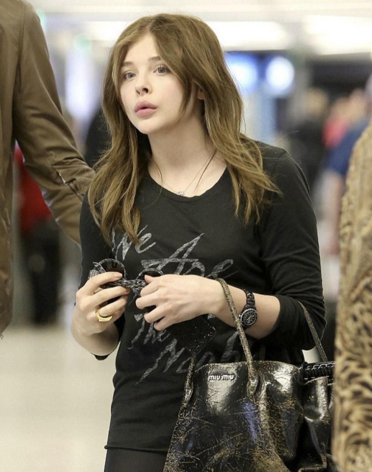 Chloe Brunette | Scrolller