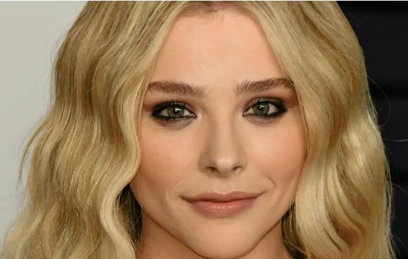 Chloe Is Ready For Her Closeup, Mr. DeMille | Scrolller