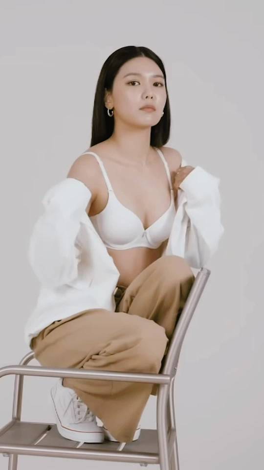 Choi Soo-young 043116 | Scrolller