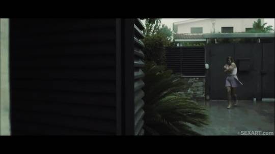 Chrissy Fox - Lost in the rain | Scrolller