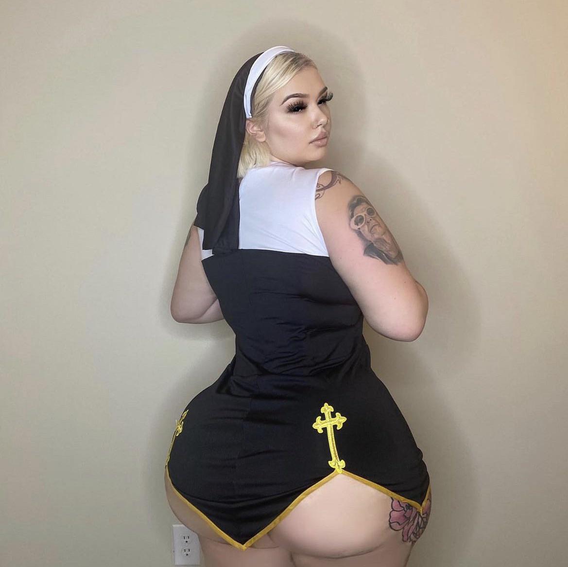 CHROME HEARTS | Scrolller