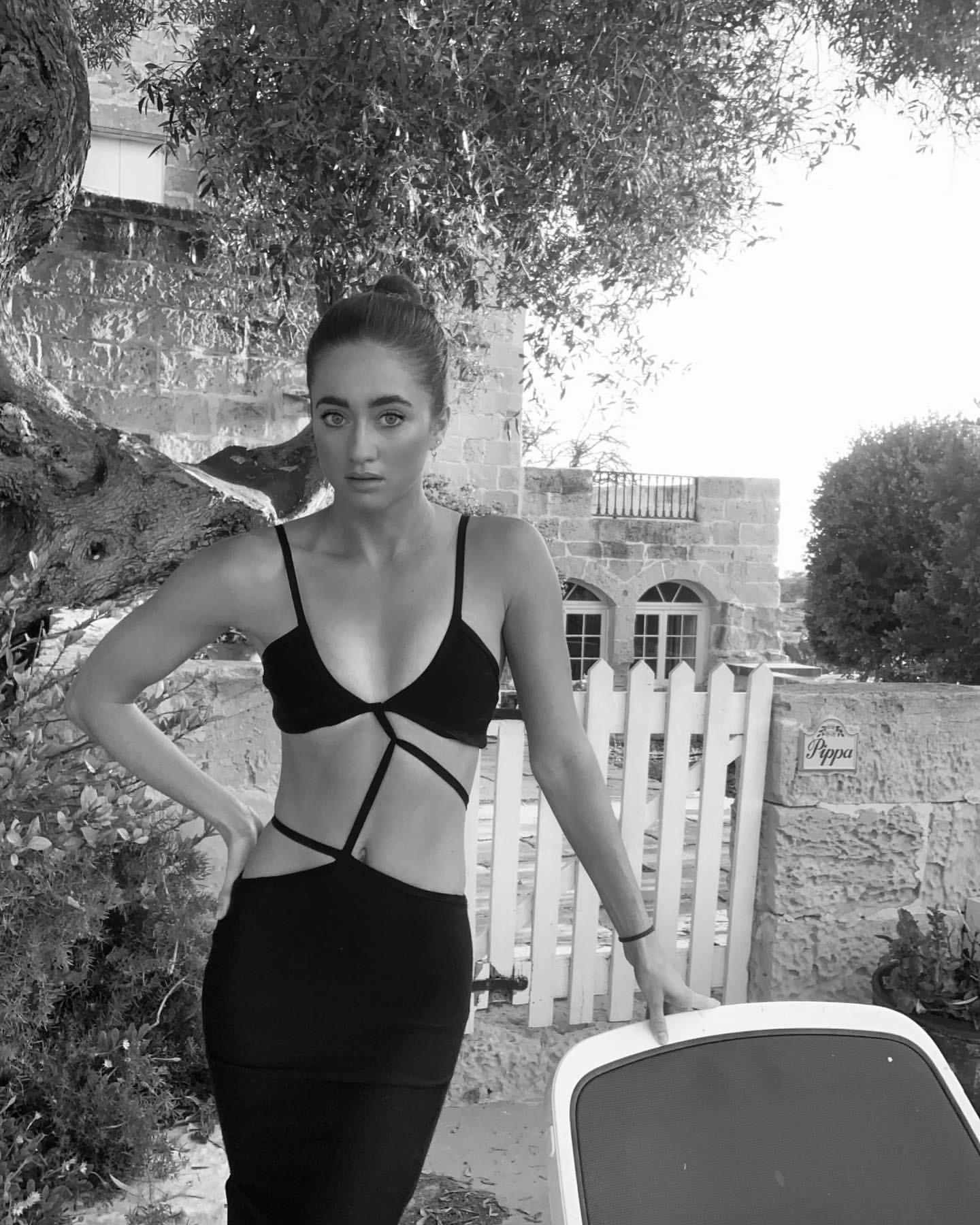 Clara Smith - AUS T&F | Scrolller