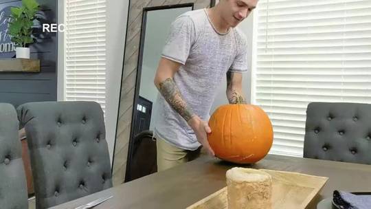 Clara Trinity | Scrolller