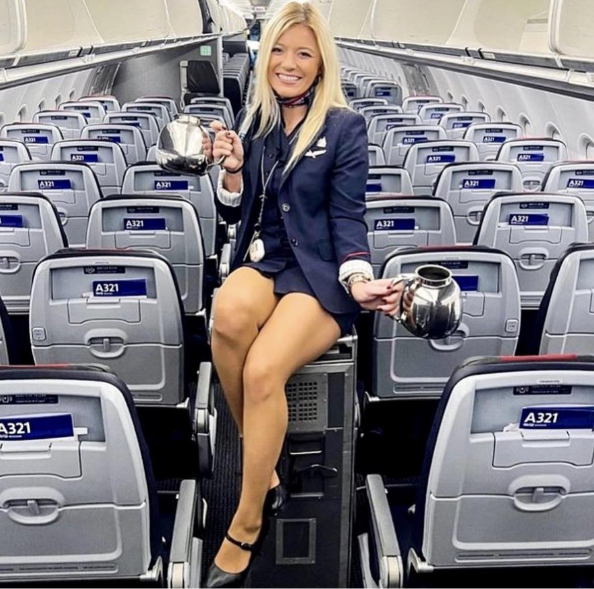 Coffee or tea? | Scrolller