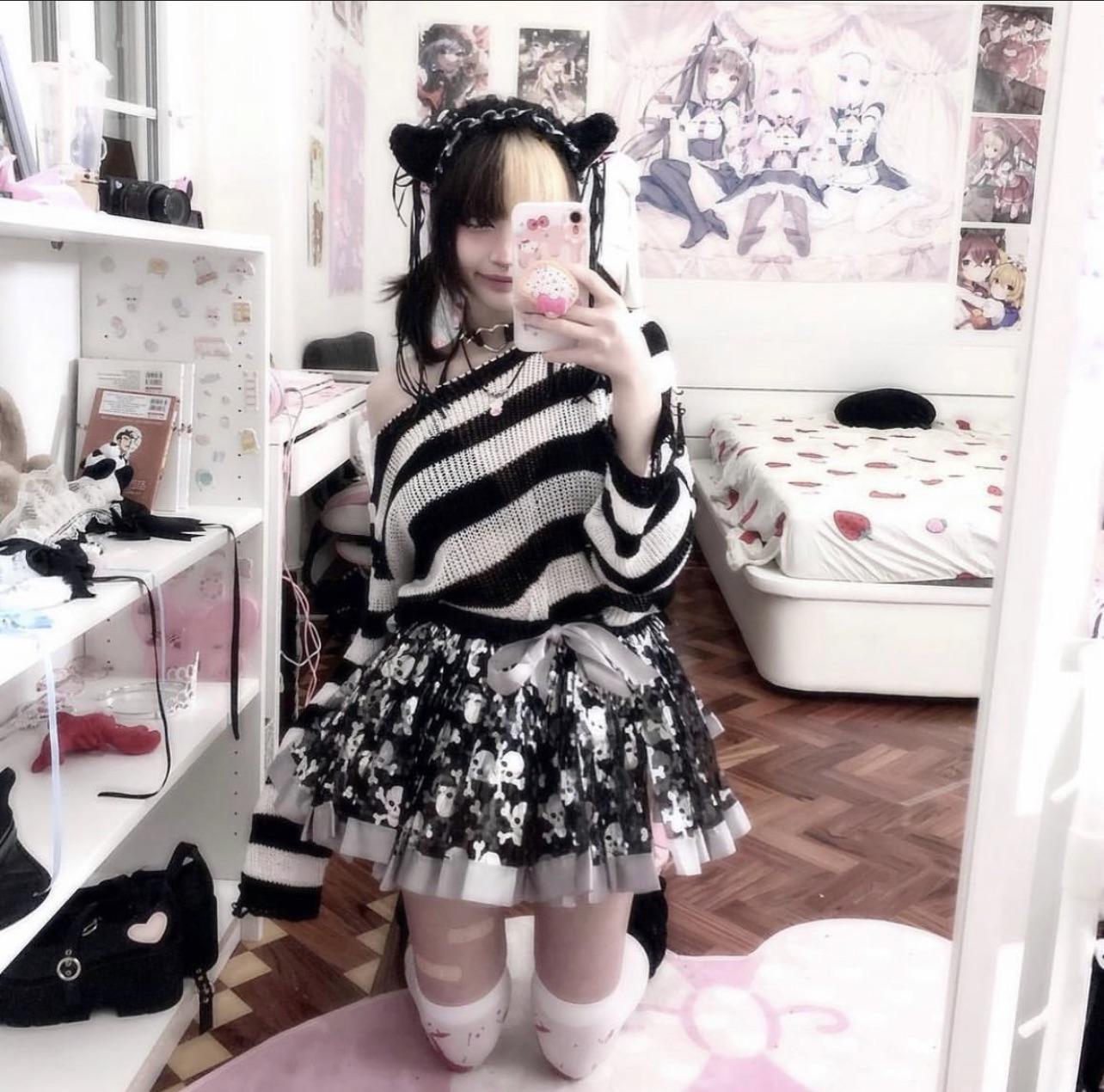 Come Play W This Slutty Cat Girl Scrolller