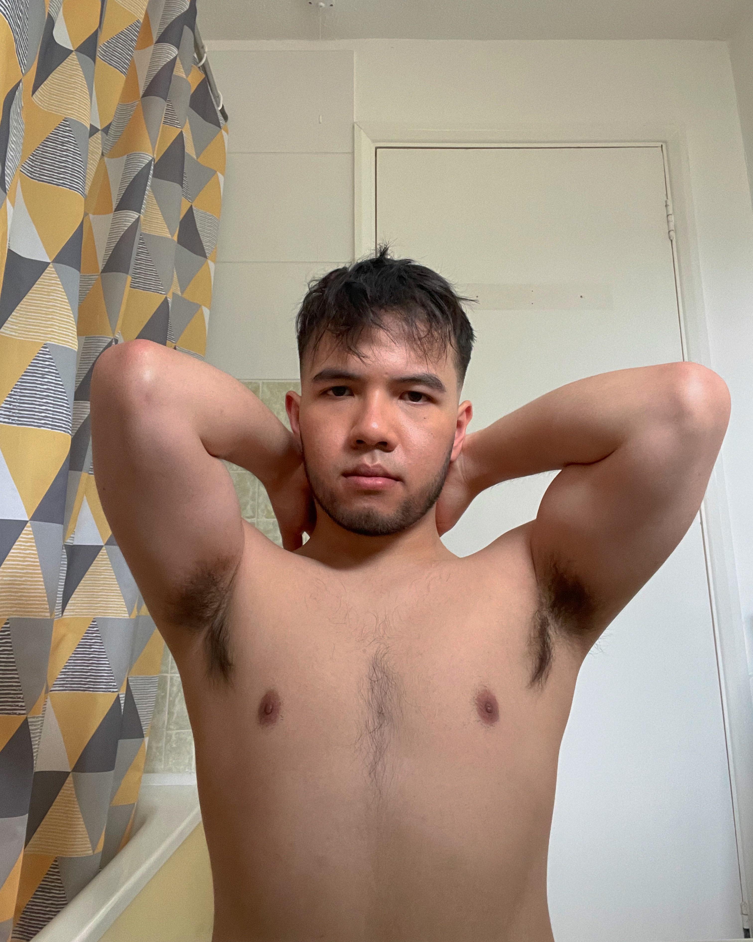 Come sniff my pits ;) | Scrolller