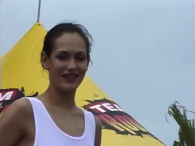 Convinced to flash. | Scrolller