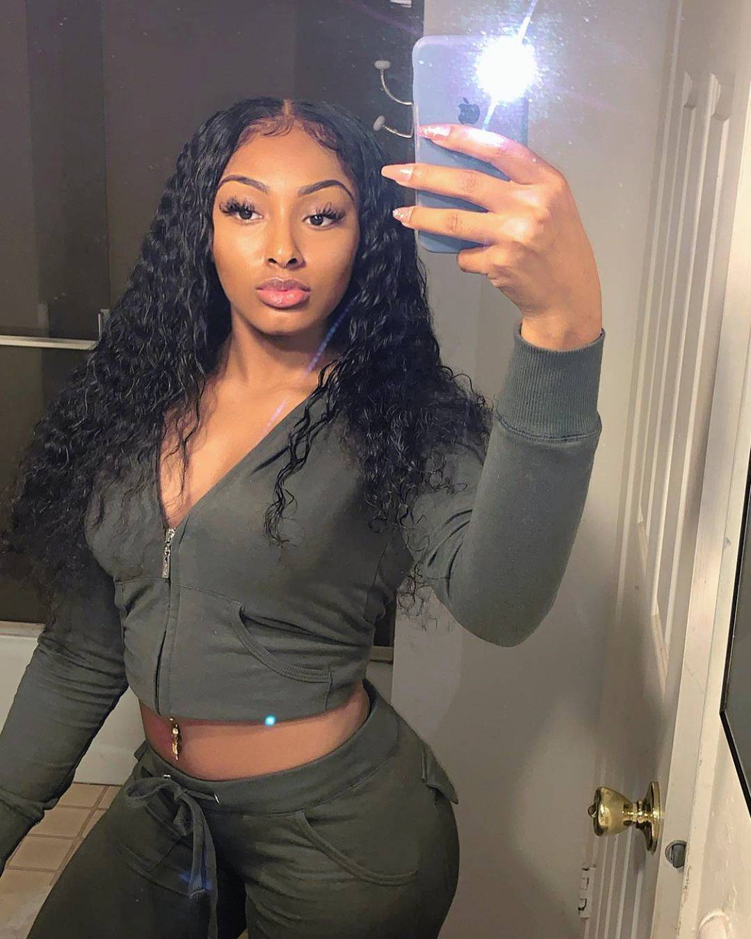 Curly hair | Scrolller