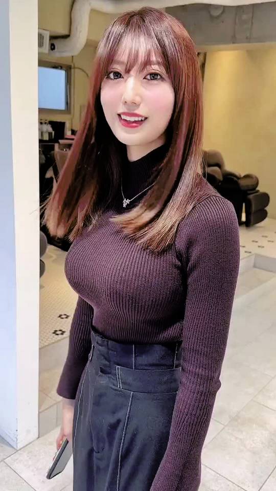 Cute japanese girl | Scrolller