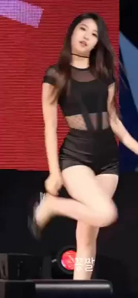 Dahye 75 | Scrolller