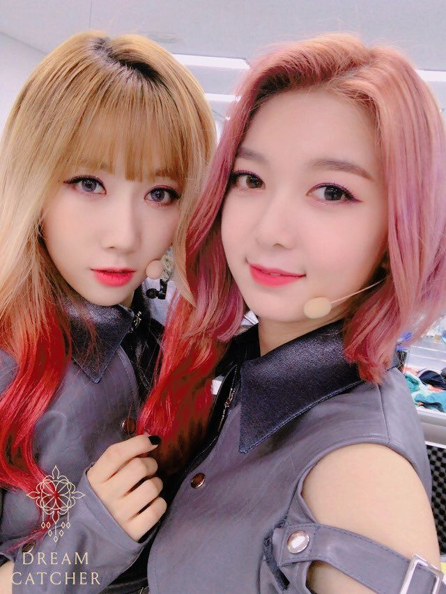Dami and Handong | Scrolller